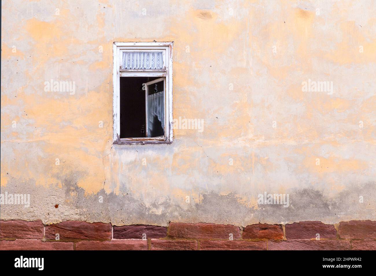 old open window at an abandoned house Stock Photo - Alamy