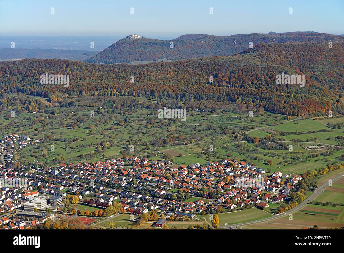 Autumn leaves, view of Dettingen-Erms, Albtrauf and Hohenneuffen Castle ...