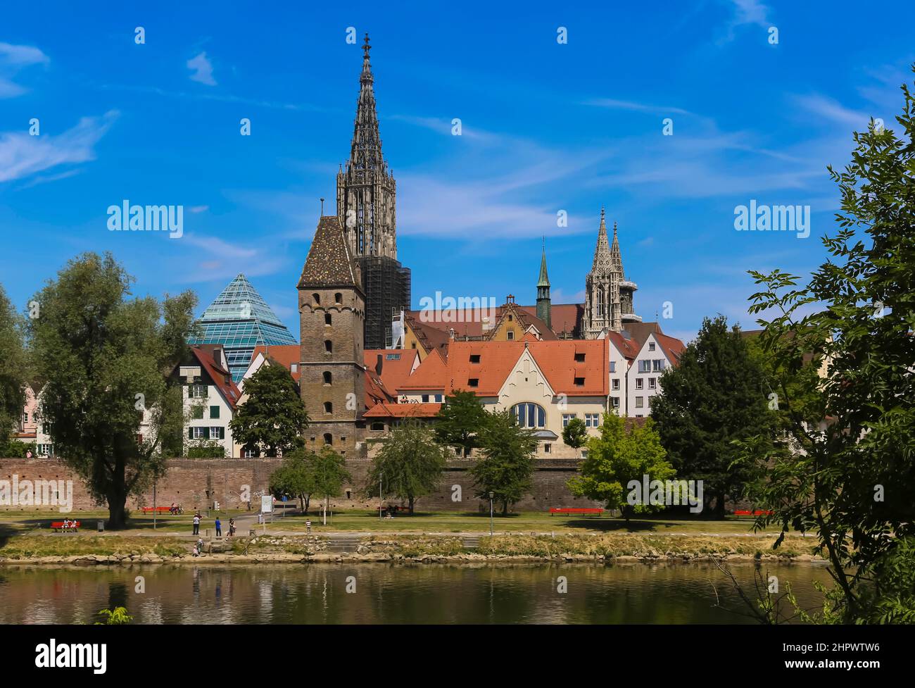 Ulm Cathedral, in front of it Danube bank, city wall, Metzgerturm, Ulm ...
