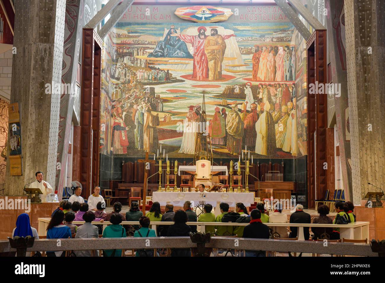 Upper sanctuary, Basilica of the Annunciation, Nazareth, Israel Stock ...