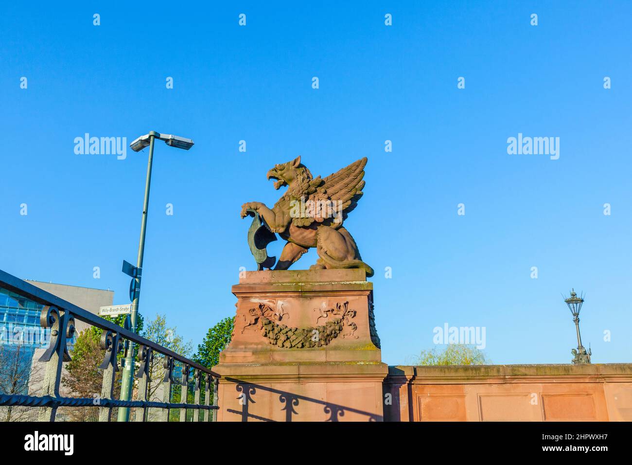 detail of Moltke Bridge in Berlin at river spree Stock Photo - Alamy