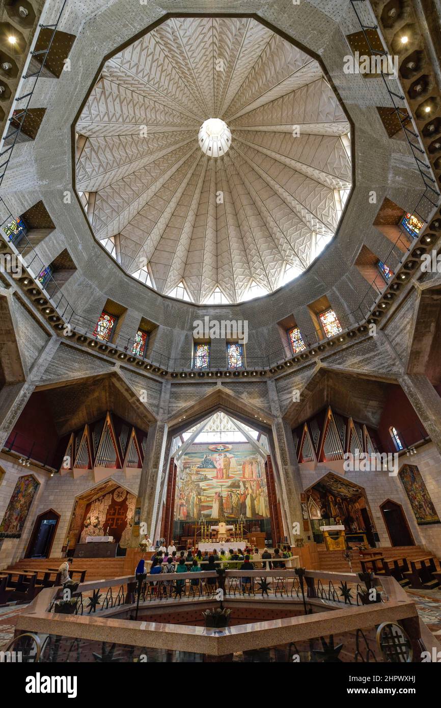Upper sanctuary, Basilica of the Annunciation, Nazareth, Israel Stock Photo - Alamy