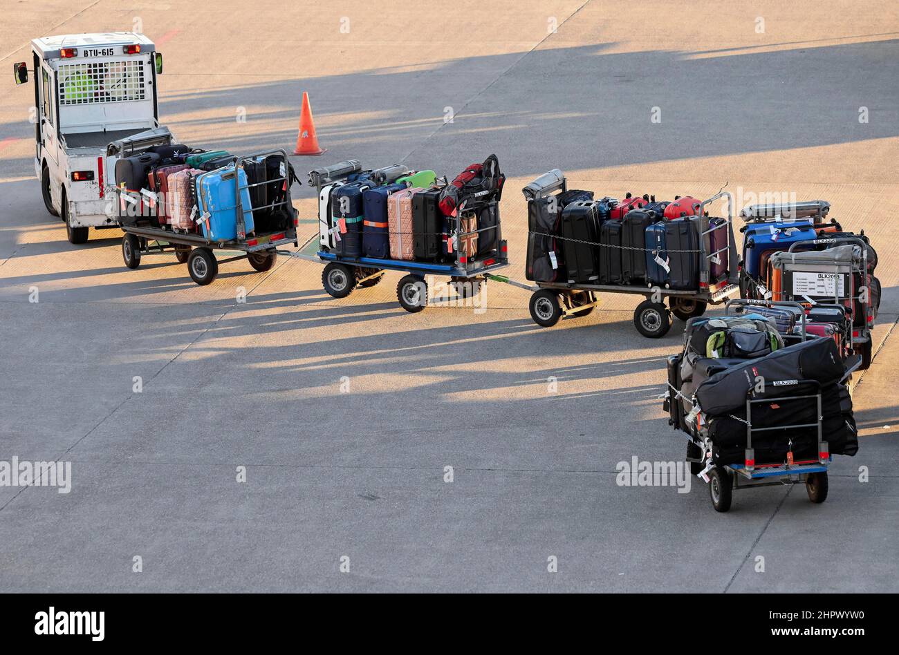 Baggage trolley with suitcase, baggage transport, Zurich Kloten Airport ...