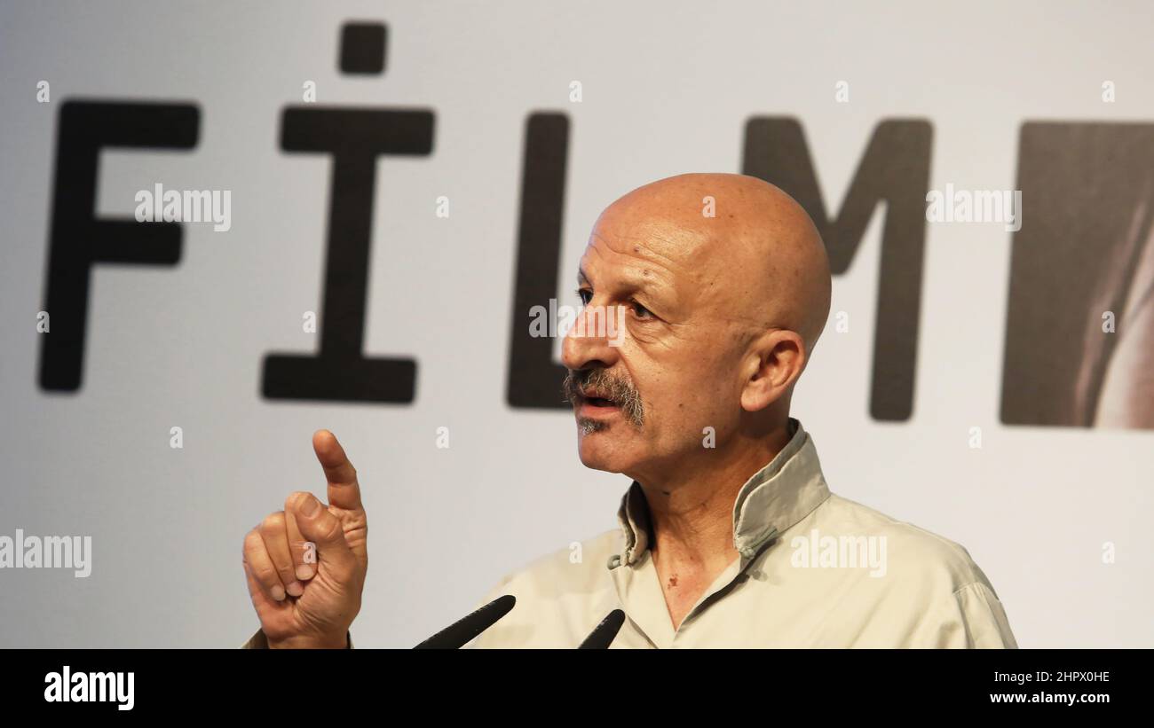 Reza deghati hi-res stock photography and images - Alamy