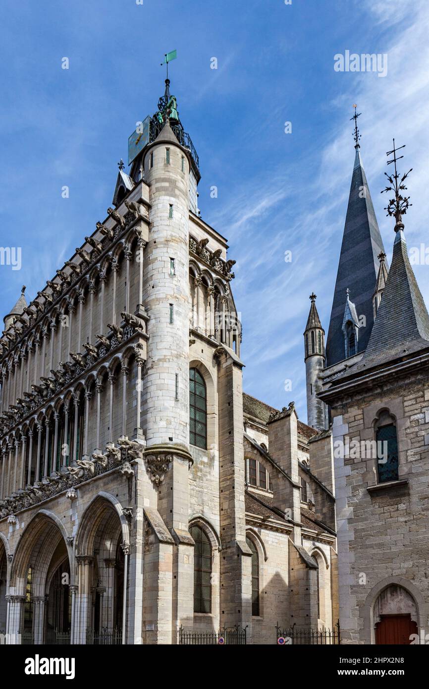 church of notre dame of Dijon in Dijon, France Stock Photo - Alamy