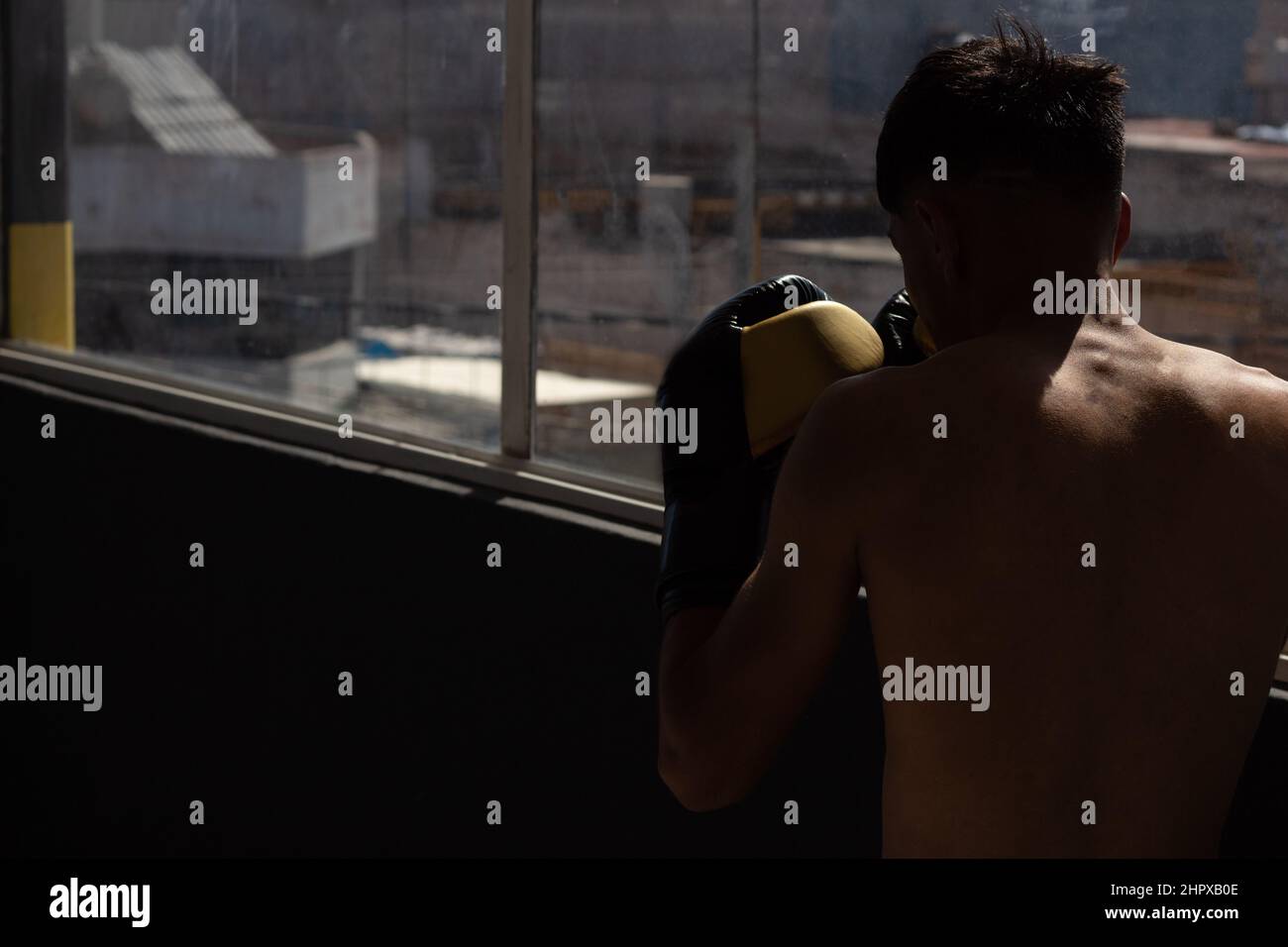 Lightweight boxer hi-res stock photography and images - Alamy