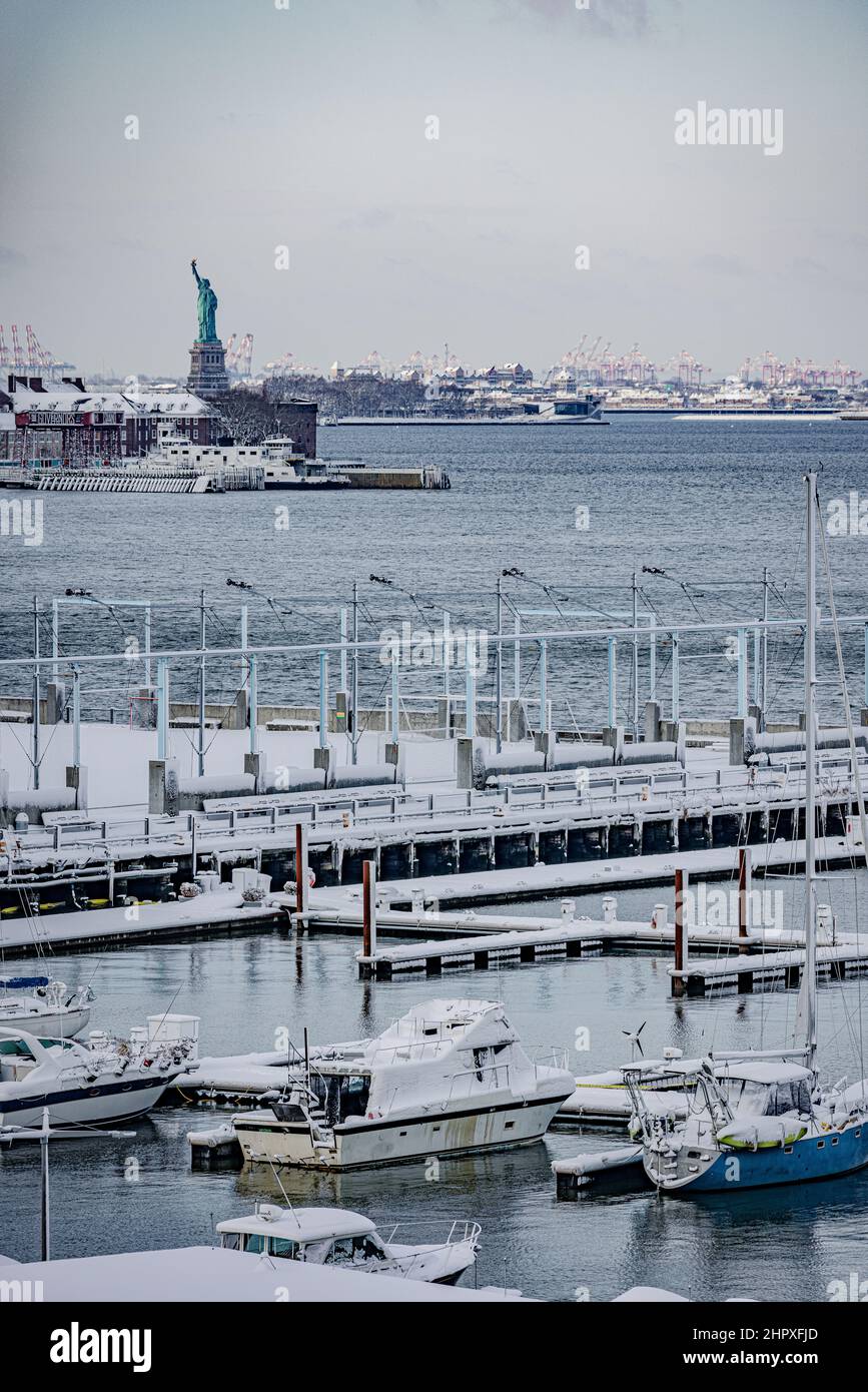 Beautiful view of The Statue of Liberty in New York at winter Stock ...