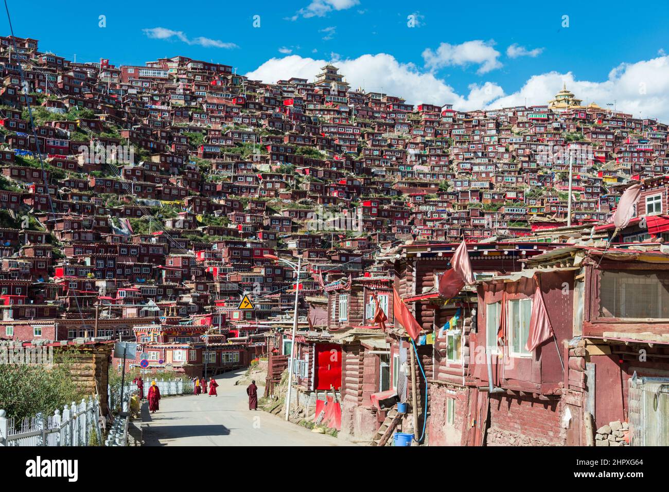 SICHUAN, CHINA - Larung Gar(Larung Five Sciences Buddhist Academy). a ...