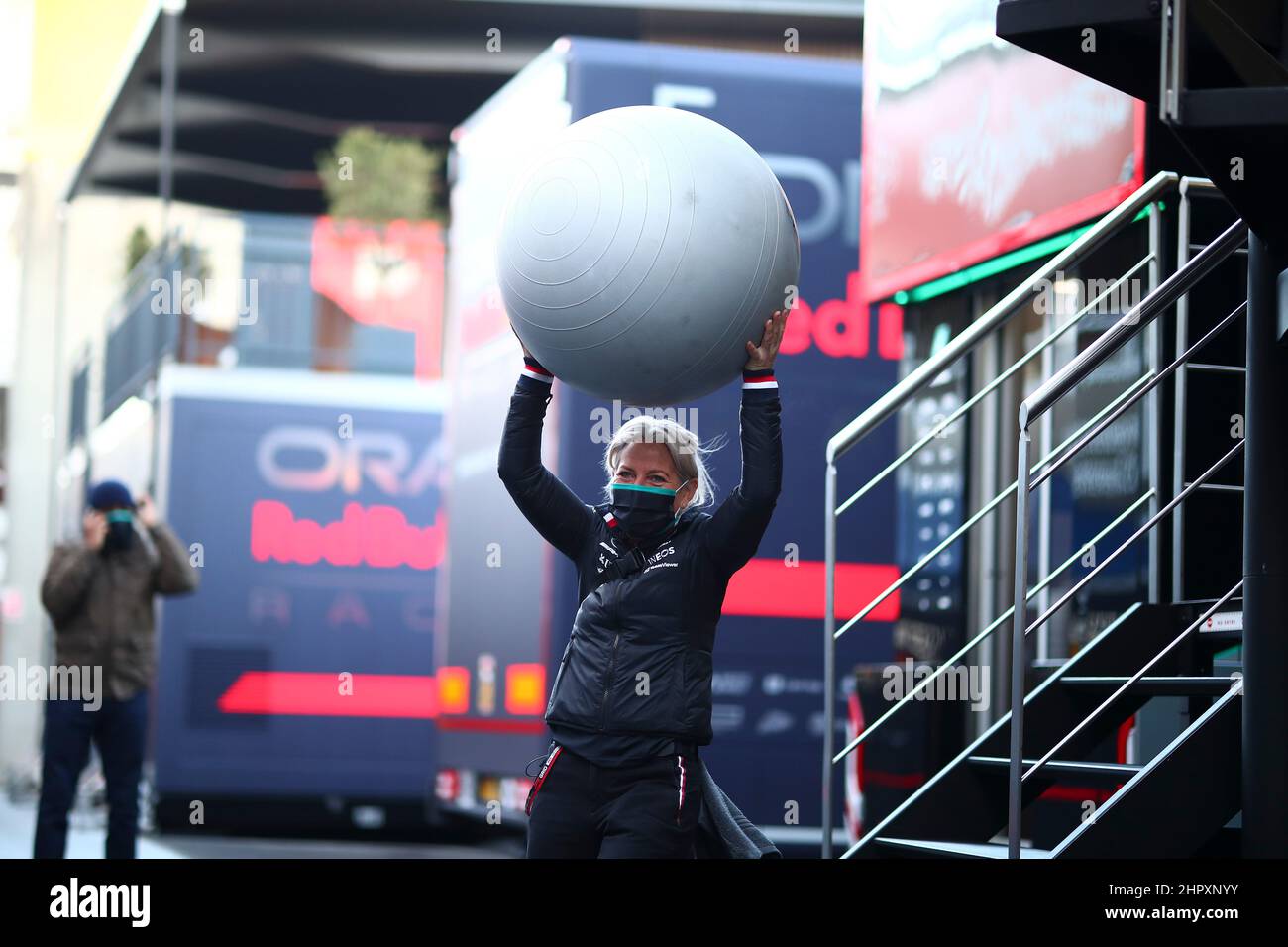 Angela Cullen, Lewis Hamilton Personal Trainer during the winter ...