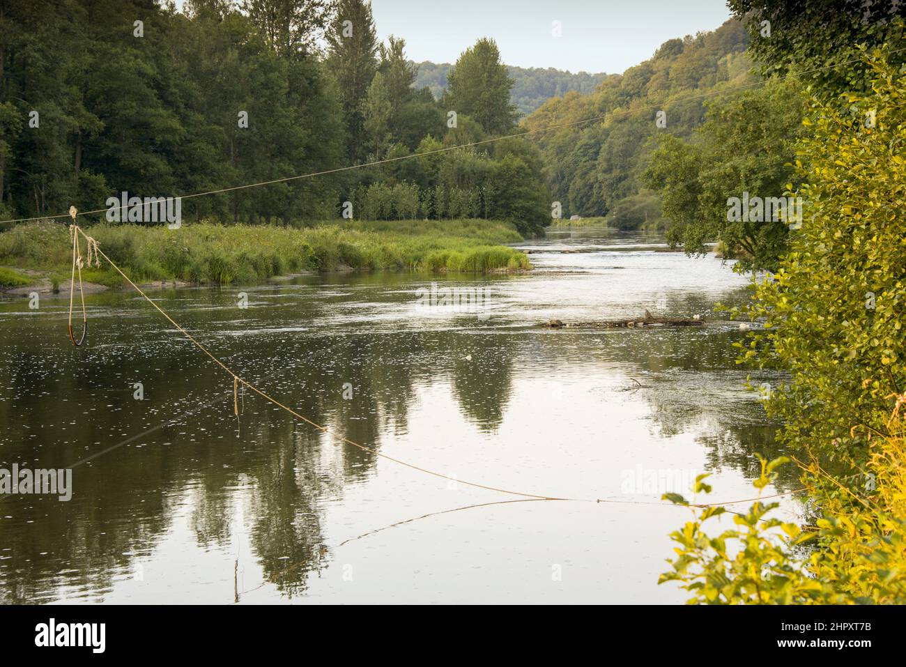 Rope river crossing hi-res stock photography and images - Alamy