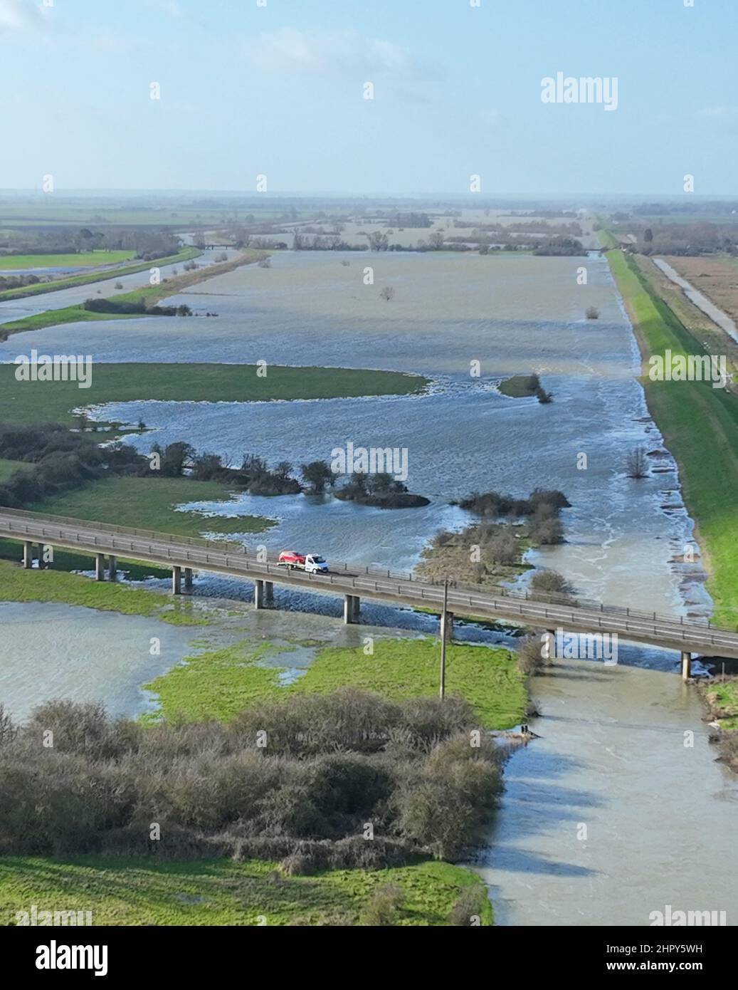 Sutton Gault, UK. 22nd Feb, 2022. The levels of the River Great Ouse at ...