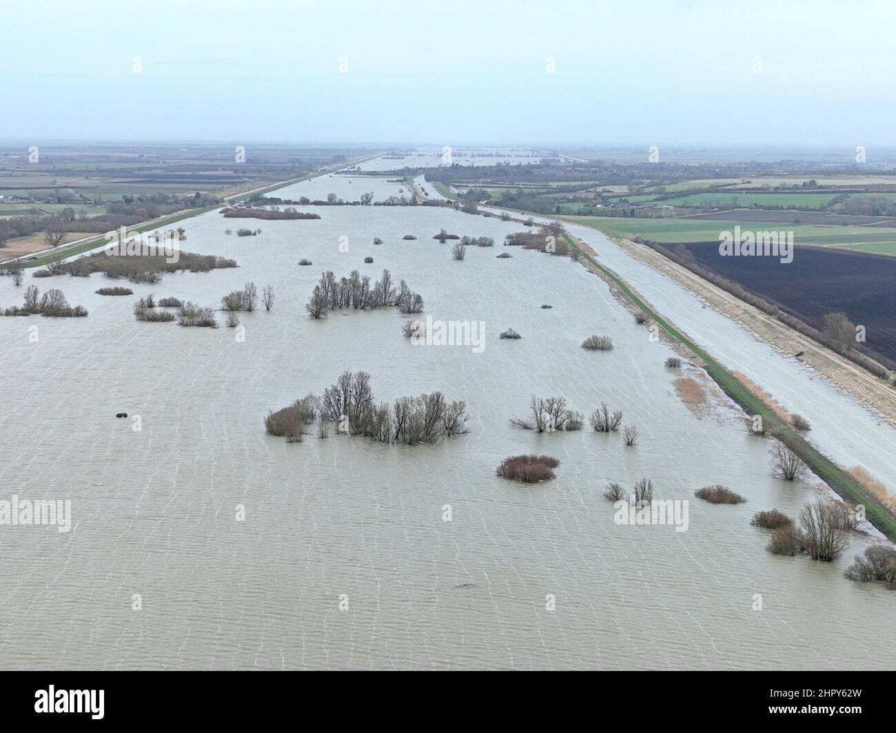Sutton Gault, UK. 22nd Feb, 2022. The levels of the River Great Ouse at ...