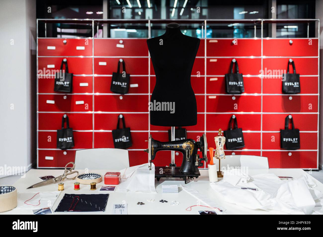 Milan, Italy. 21st Feb, 2022. A traditional sewing machine seen in the ...