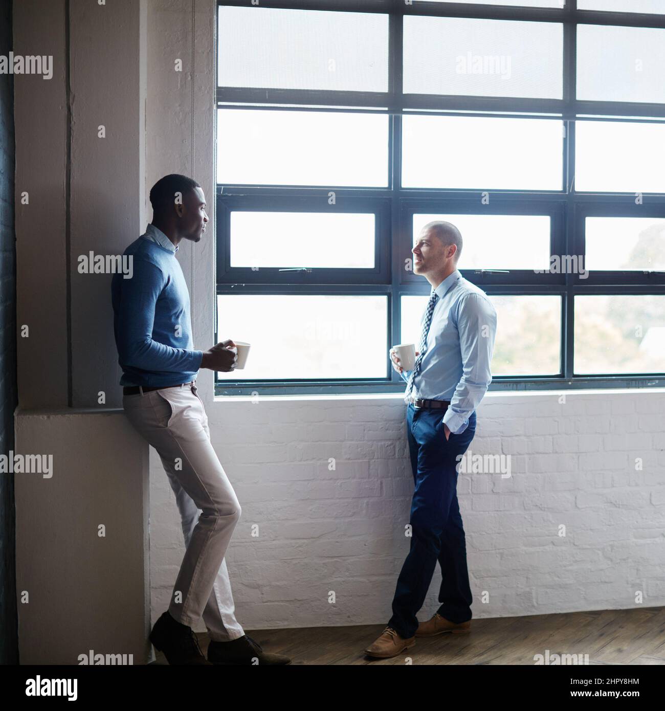 Two businessmen networking hi-res stock photography and images - Alamy