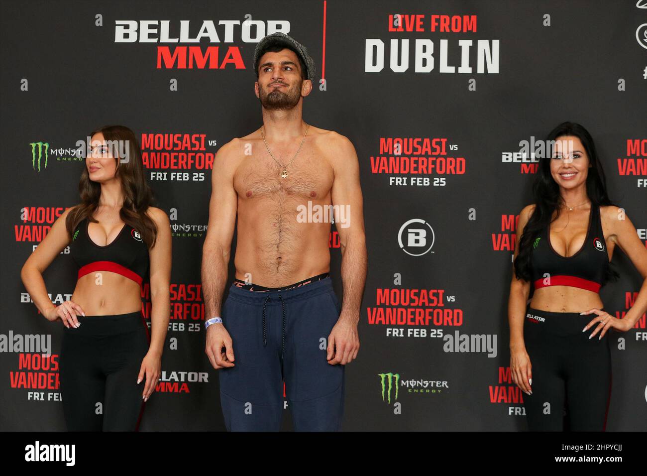 Bellator champion hi-res stock photography and images - Alamy