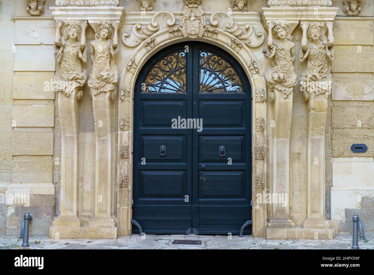 Lecce, Apulia, Italy: exterior of historic buildings Stock Photo - Alamy