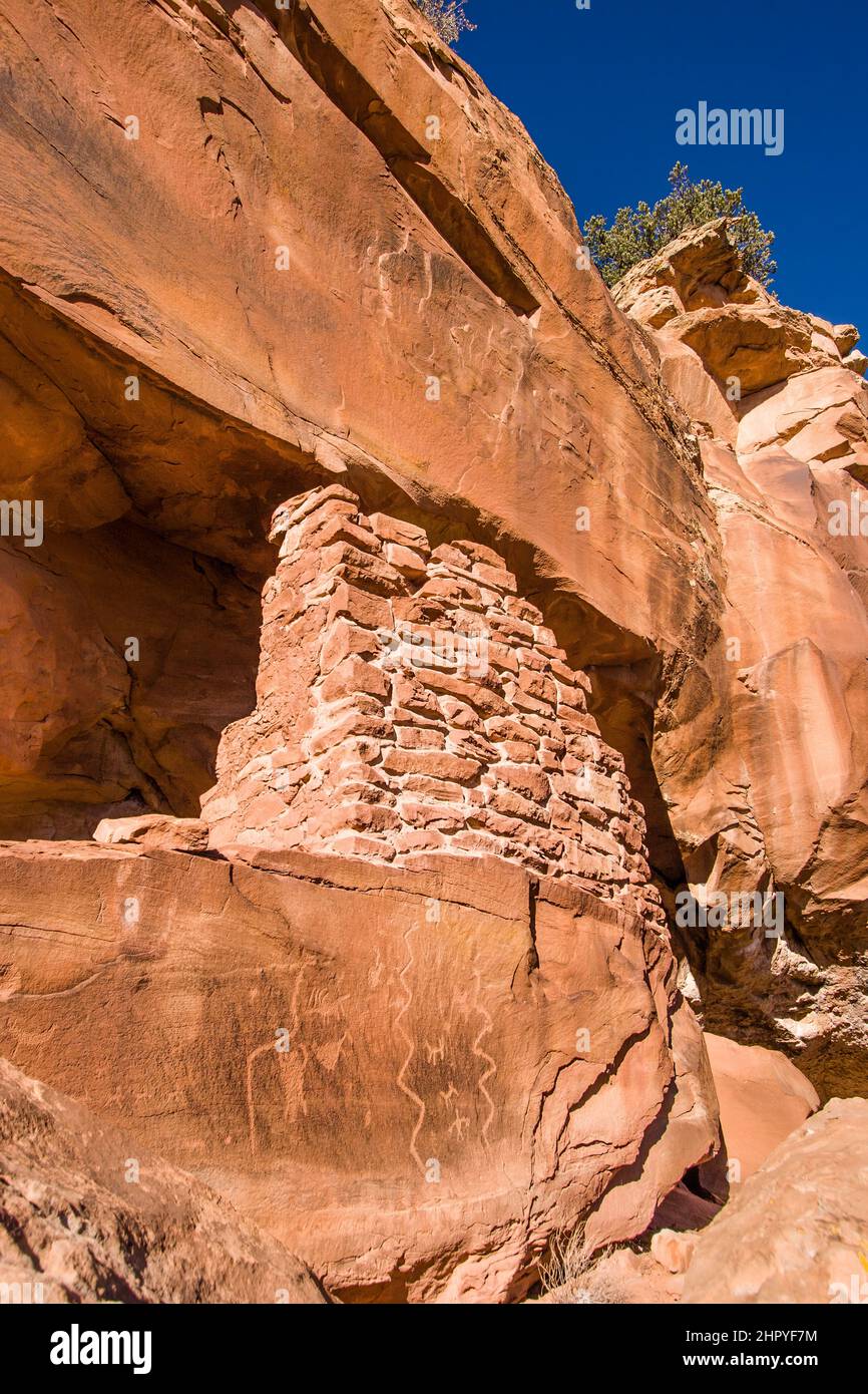 The Baullie Towers Ruins on Cedar Mesa in southeastern Utah are ...