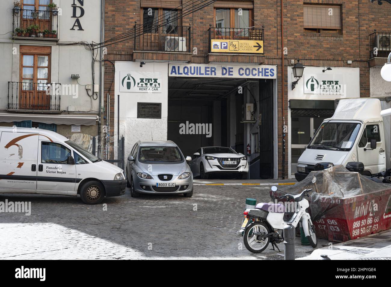 Granada garage hi-res stock photography and images - Alamy