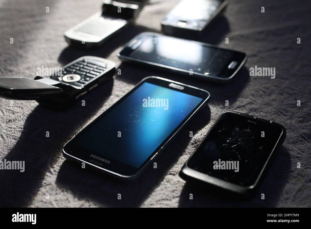 Mobil logo history hi-res stock photography and images - Alamy