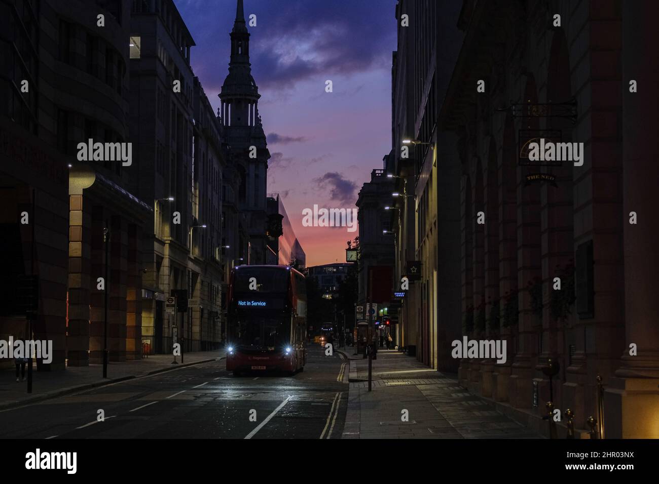 London Bus at night Stock Photo - Alamy