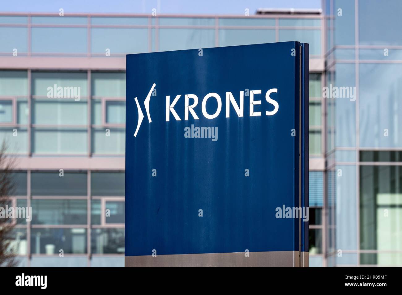 Neutraubling, Germany. 24th Feb, 2022. The logo of Krones AG stands in ...