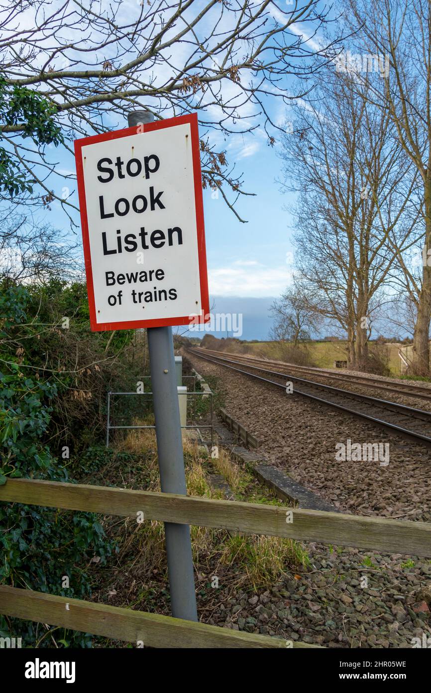 Railway crossing warning sign Green lane Cherry Willingham Stock Photo ...