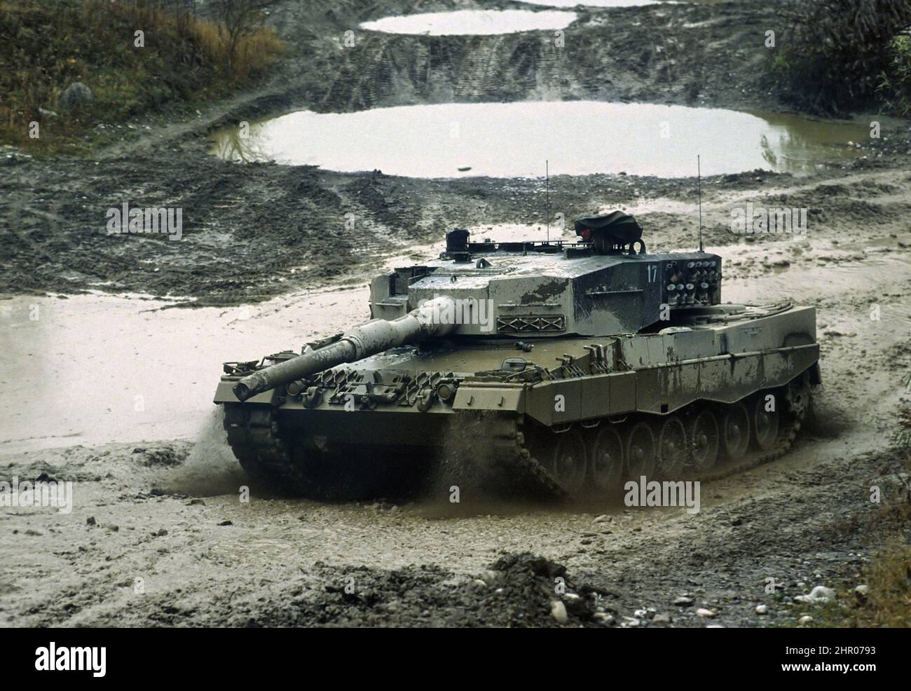 - Swiss Armed Forces, Leopard II tank in training - forze armate ...