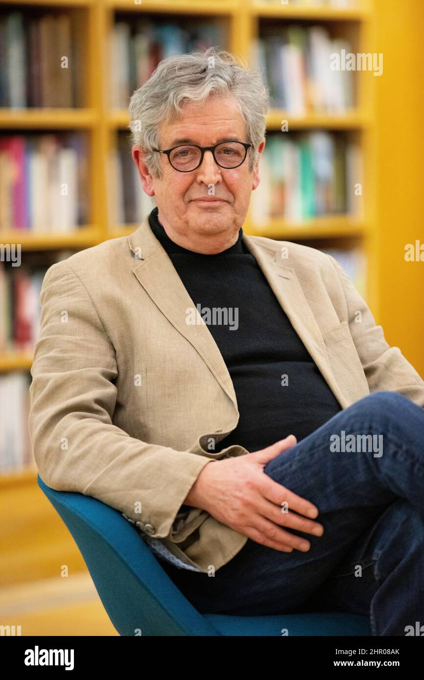 Gerald dawe hi-res stock photography and images - Alamy