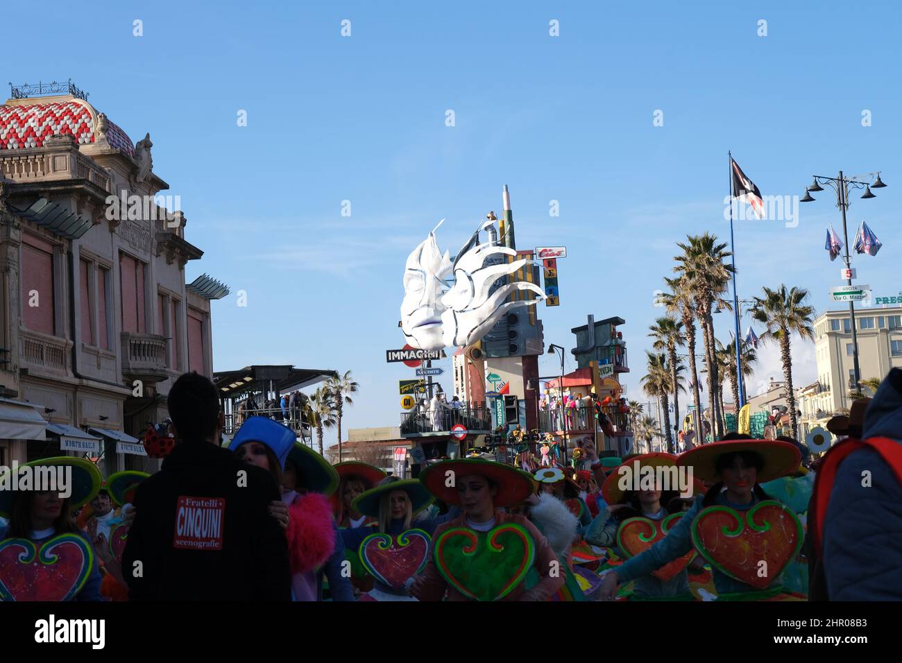 Photos of the parade floats for the carnival of viareggio, in the north ...