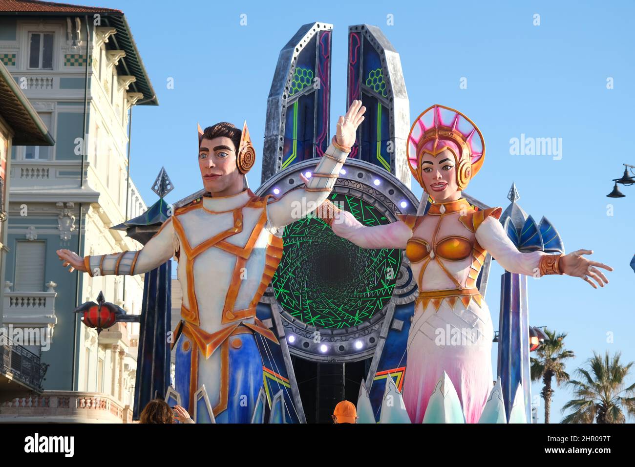 Photos of the parade floats for the carnival of viareggio, in the north ...