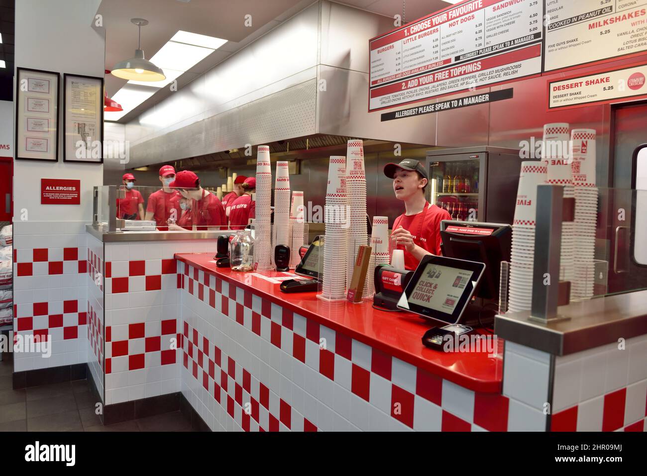 Five guys hi-res stock photography and images - Alamy