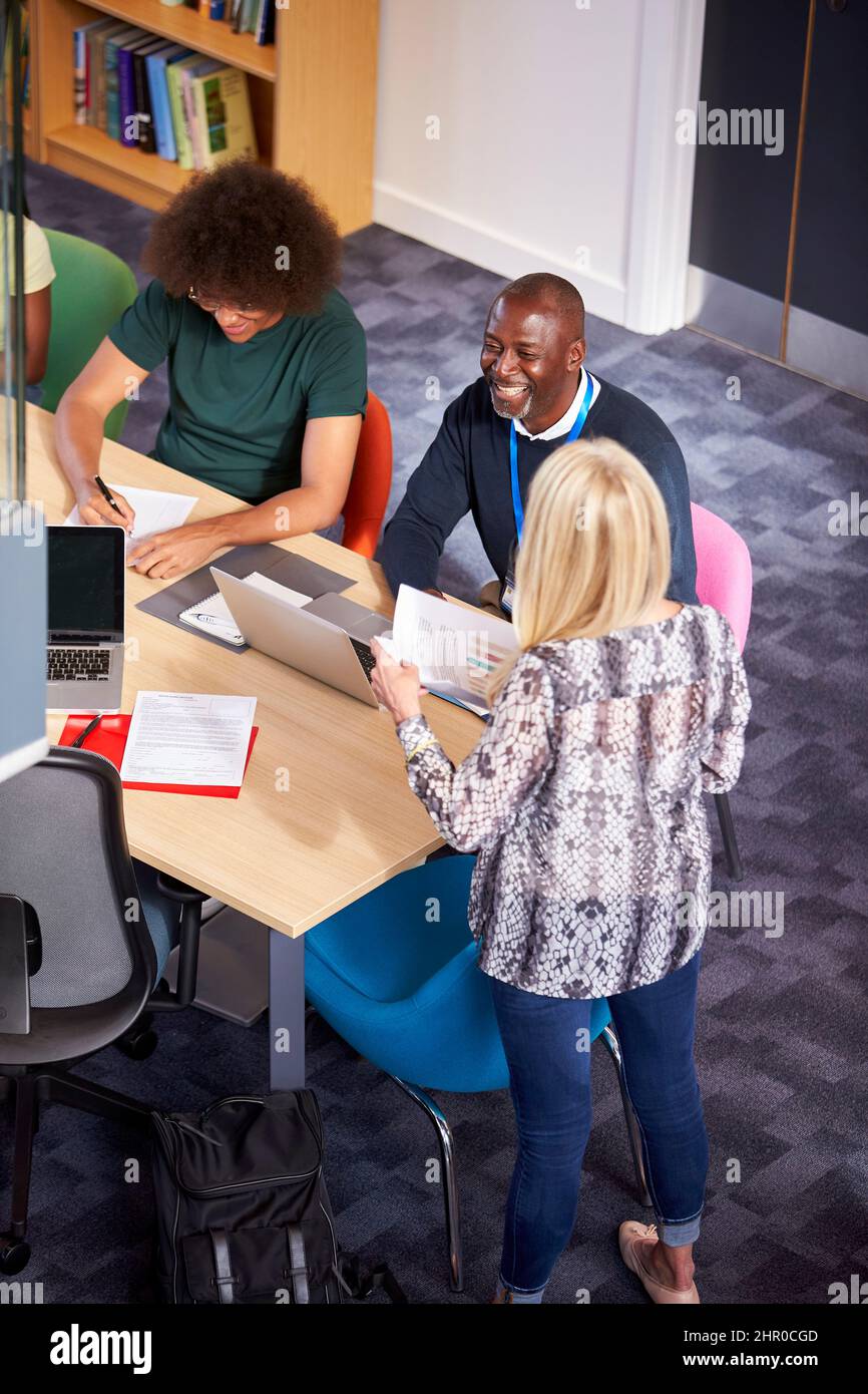 Overhead shot campus hi-res stock photography and images - Alamy