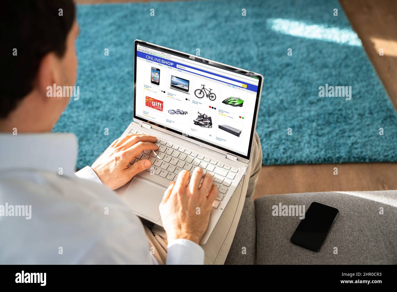 Online tech shop hi-res stock photography and images - Alamy