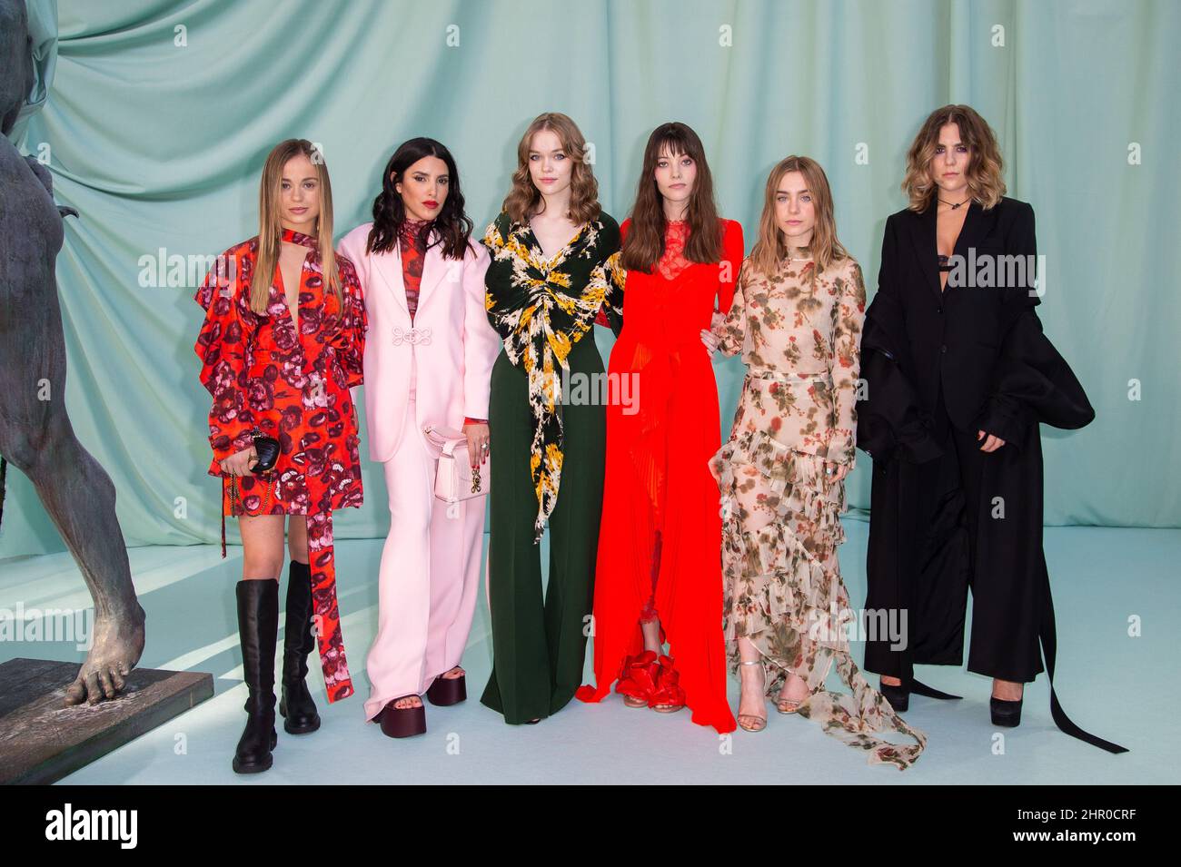 Amelia Windsor , Shira Barzilay , Delphi Primrose , Mireia Oriol ...