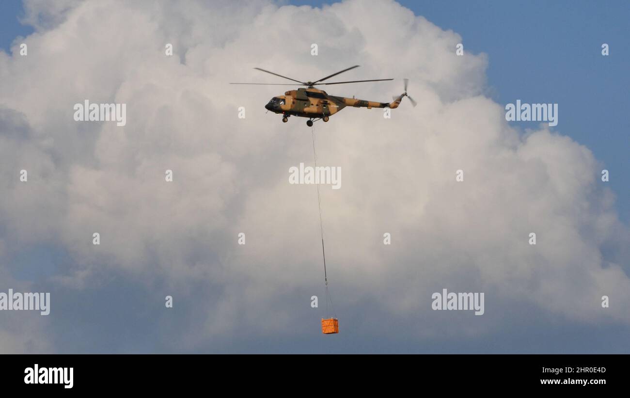 Mi 17 hip multipurpose hi-res stock photography and images - Alamy