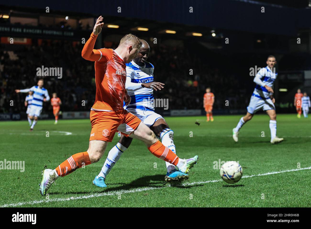 Shayne Lavery #19 of Blackpool in action during the game Stock Photo ...