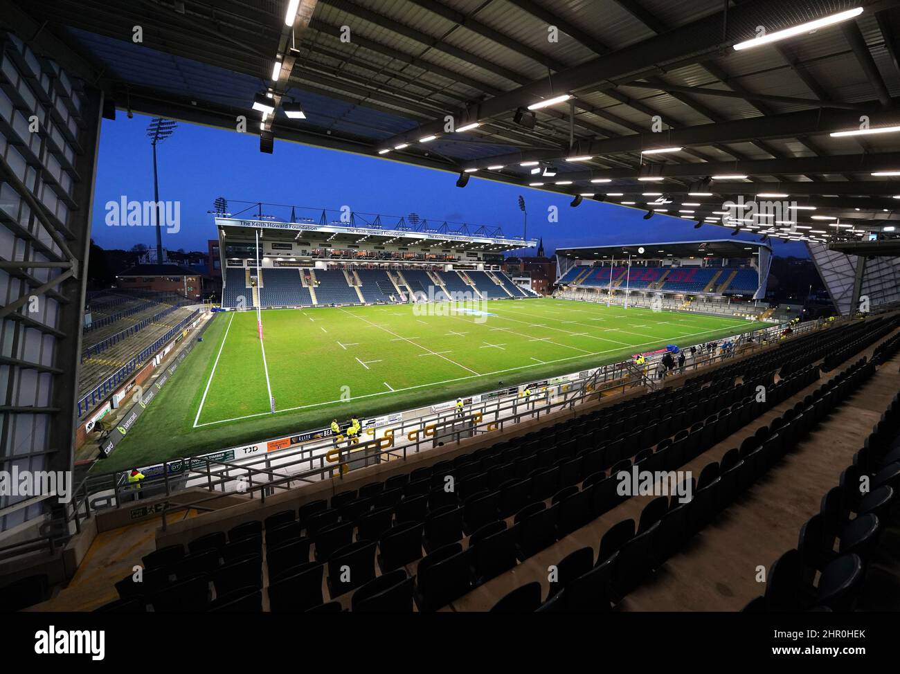 Headingley rugby league stadium view hi-res stock photography and ...
