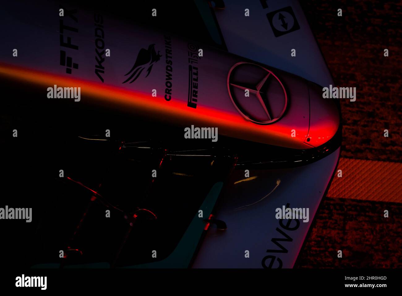 Mercedes f1 2022 front wing hi-res stock photography and images - Alamy