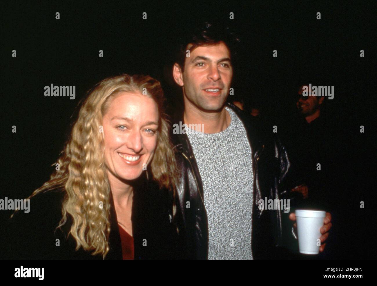 Ken olin and patricia wettig hi-res stock photography and images - Alamy