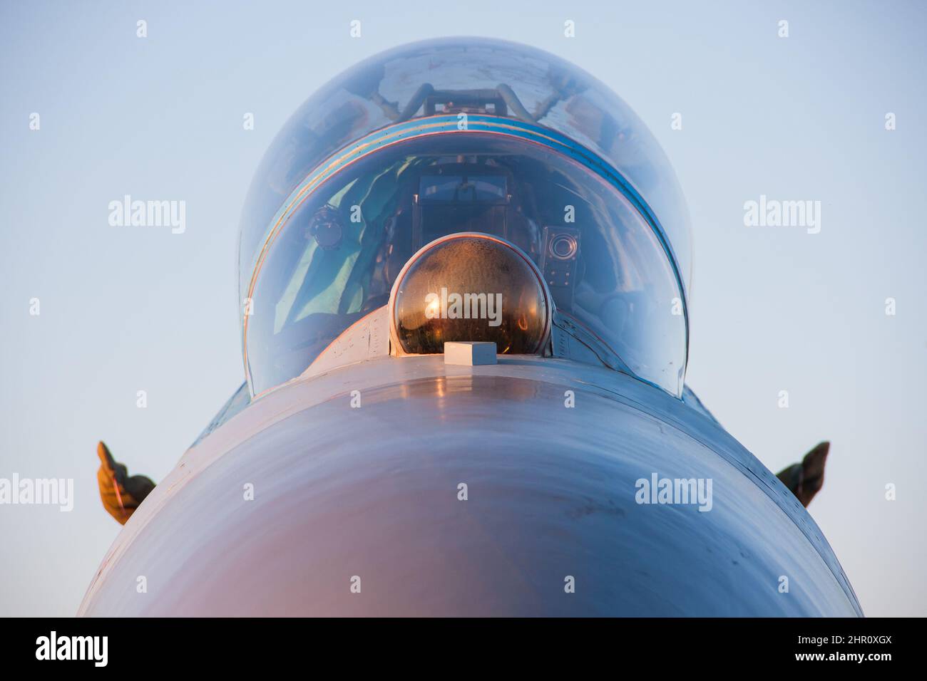 Sukhoi su 27 combat aircraft hi-res stock photography and images - Alamy
