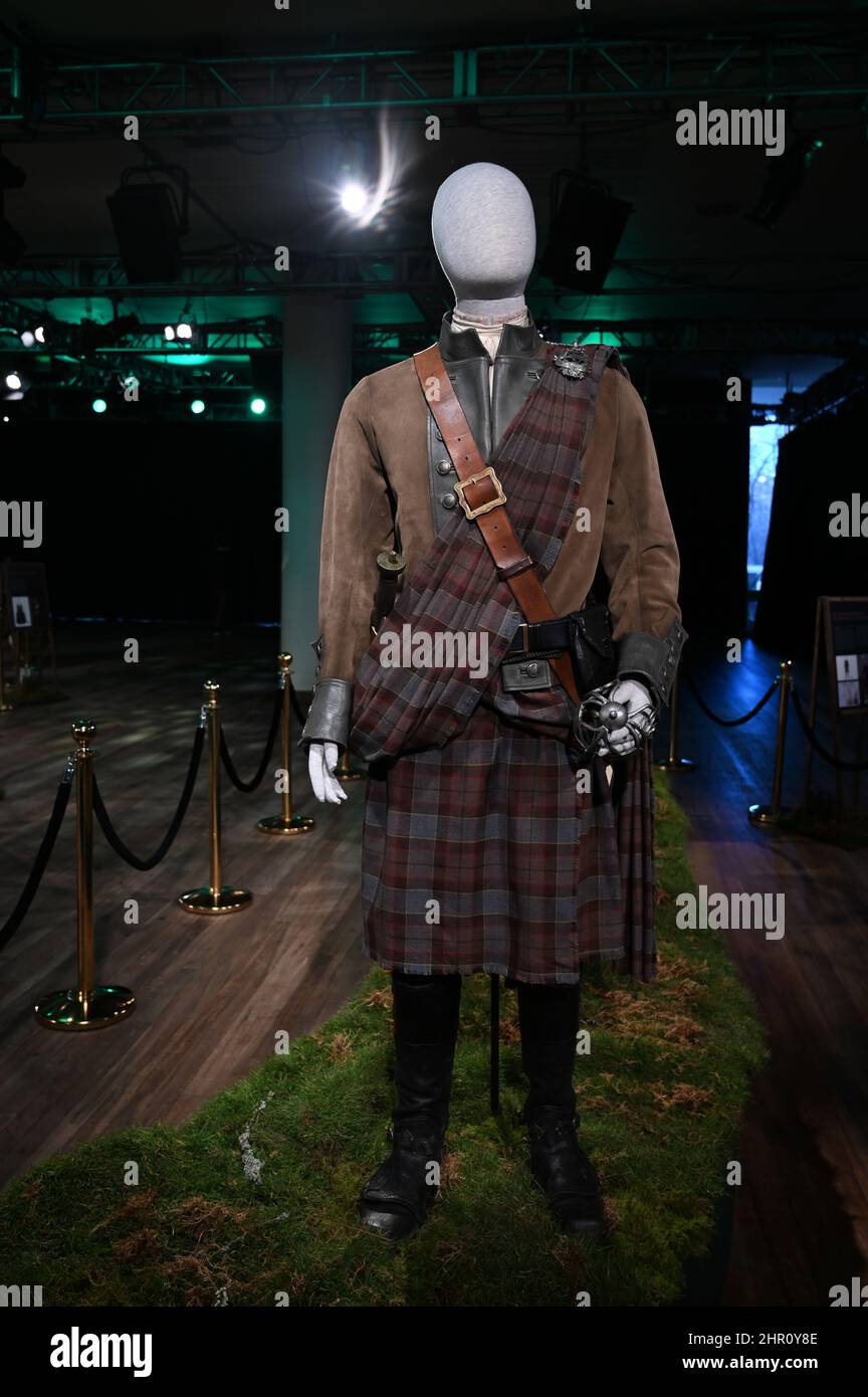 “Outlander” Season Six Premiere costumes display at Royal Albert Hall ...