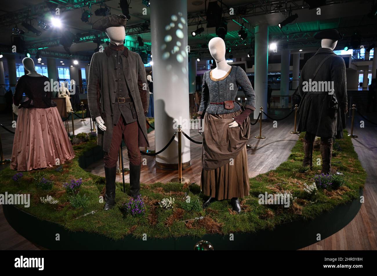 “Outlander” Season Six Premiere costumes display at Royal Albert Hall ...