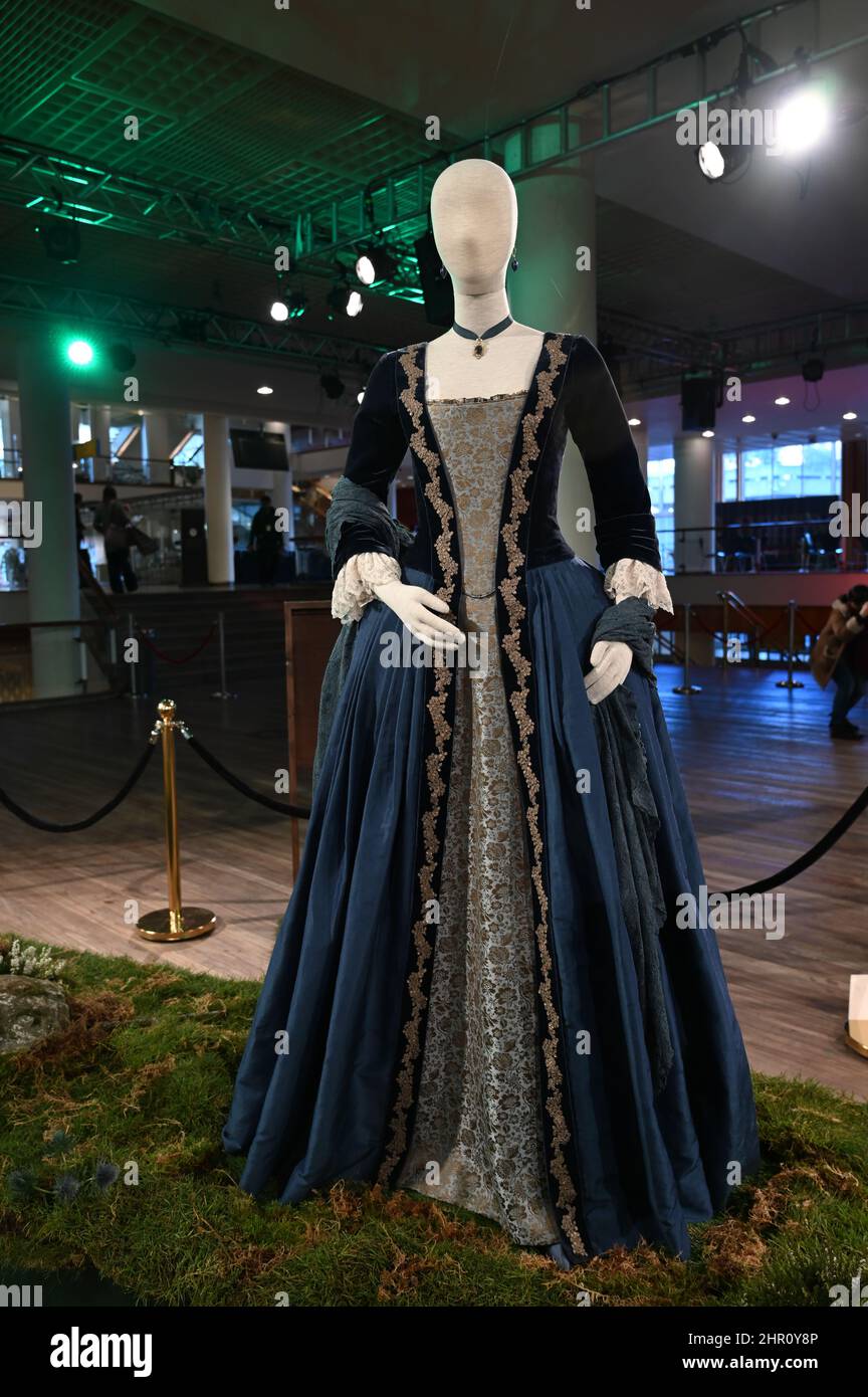 “Outlander” Season Six Premiere costumes display at Royal Albert Hall ...