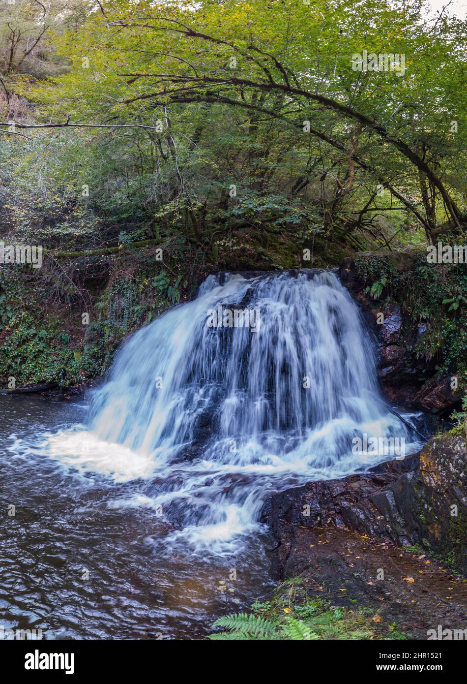 Vue panoramique des cascades de Murel Stock Photo - Alamy