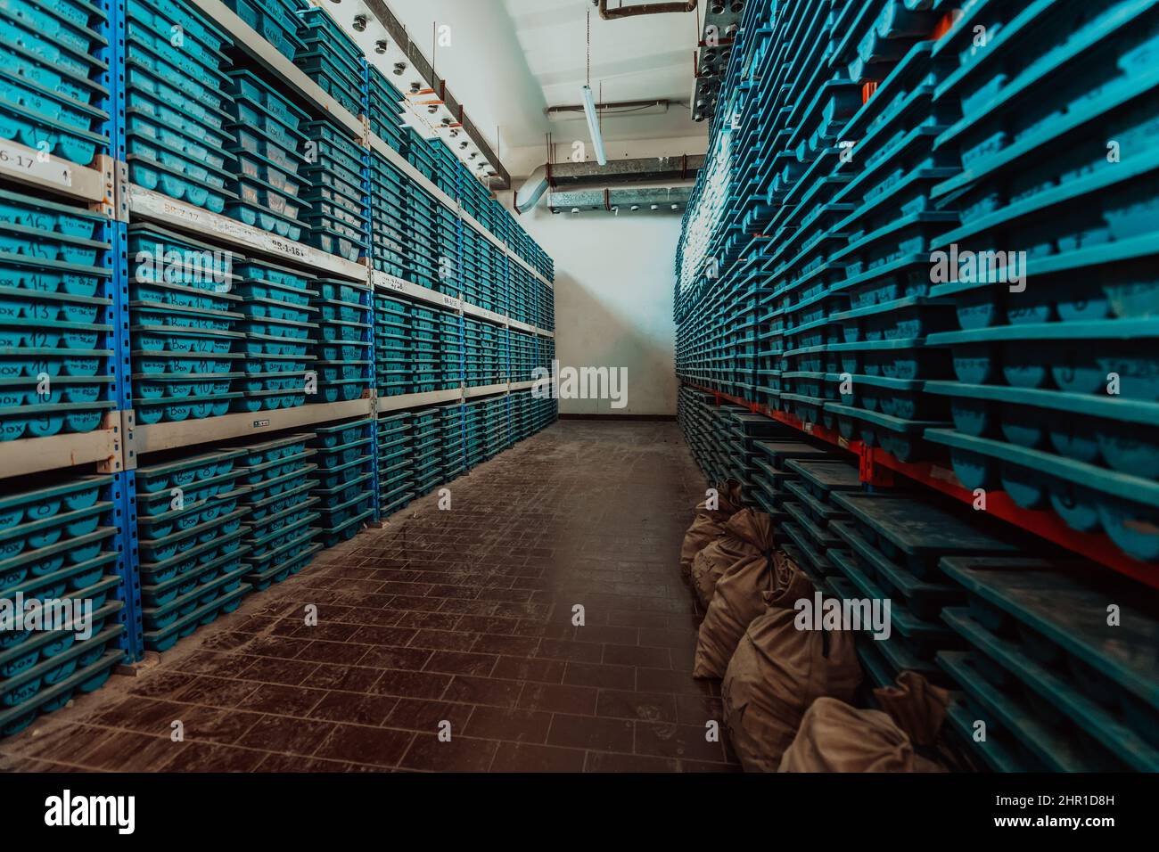 Core boxes geology hi-res stock photography and images - Alamy