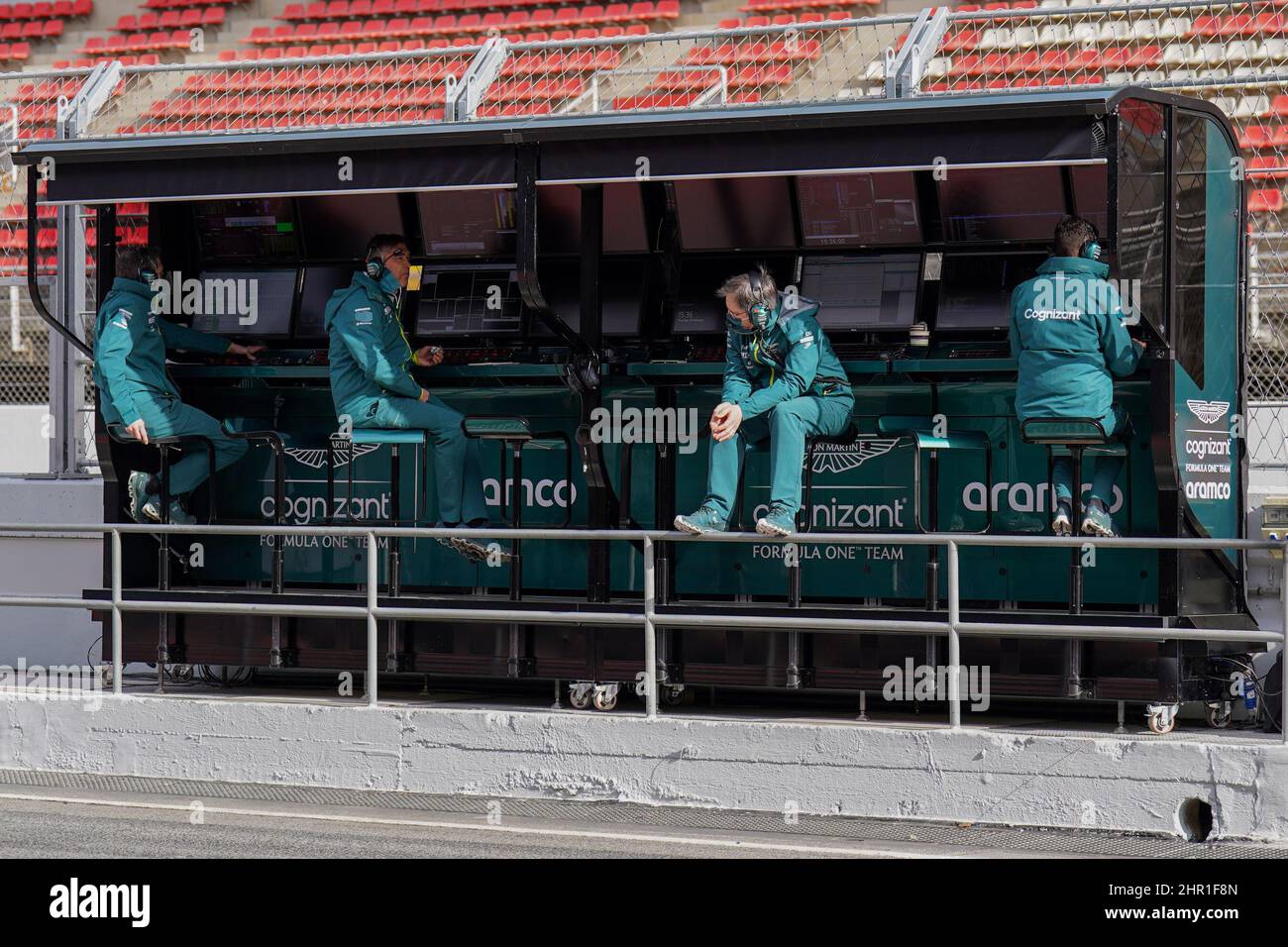 Pit wall formula 1 hi-res stock photography and images - Alamy
