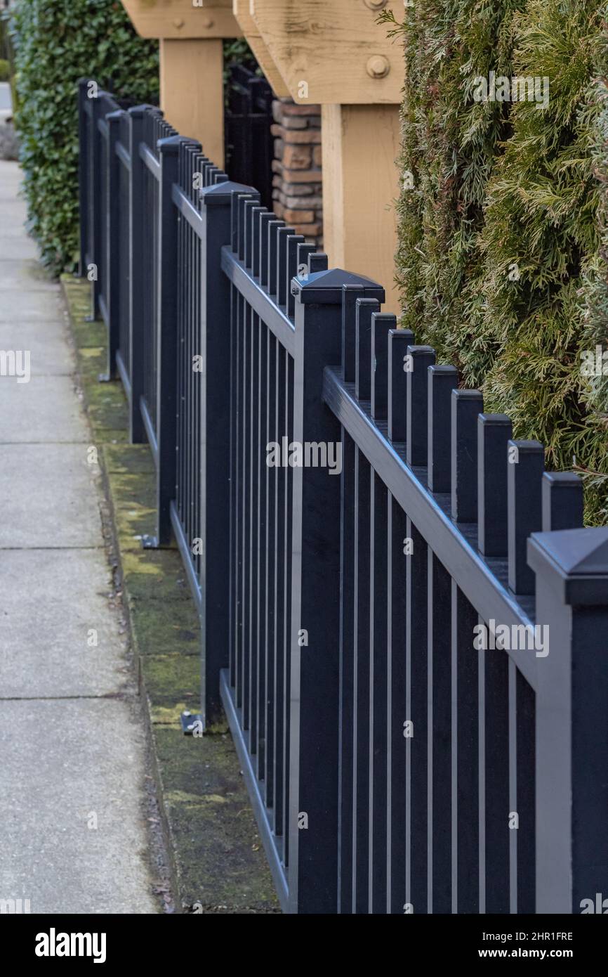 Aluminum wrought iron fence hi-res stock photography and images - Alamy