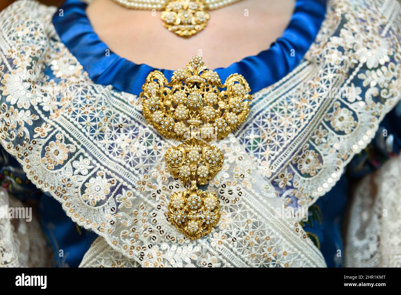 Traditional spanish jewellery hi-res stock photography and images - Alamy