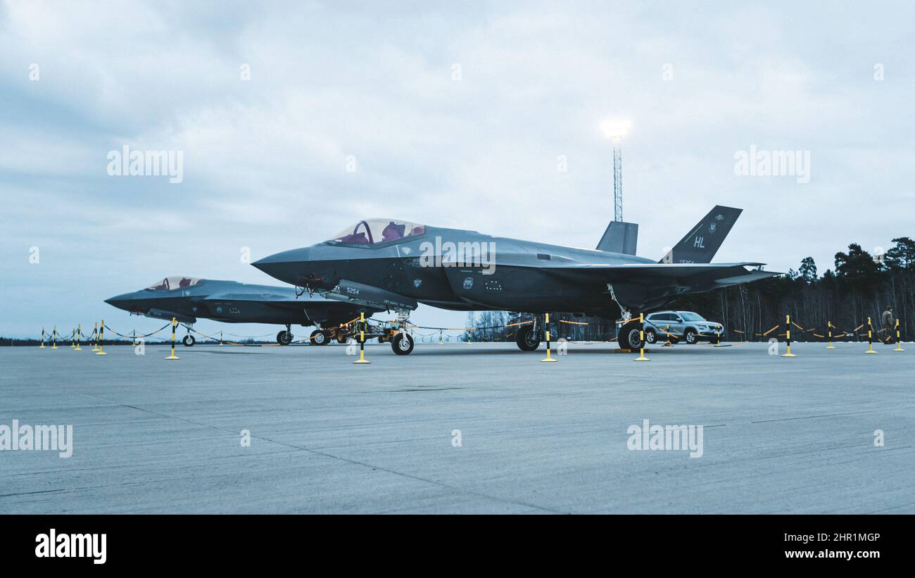 Two U.S. Air Force F-35 Lightning II aircraft assigned to the 34th ...
