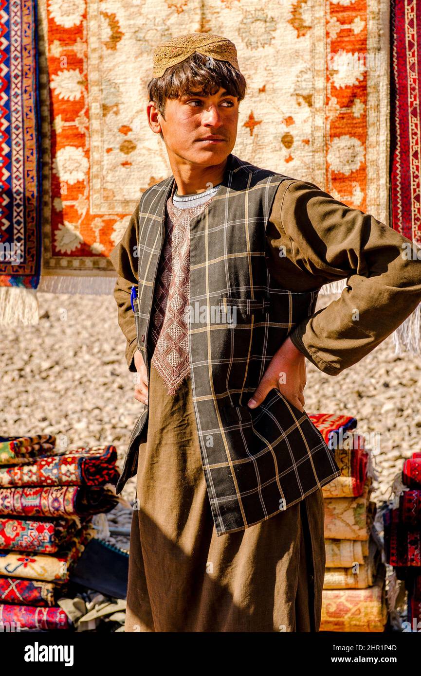 Afghan male man young hi-res stock photography and images - Alamy